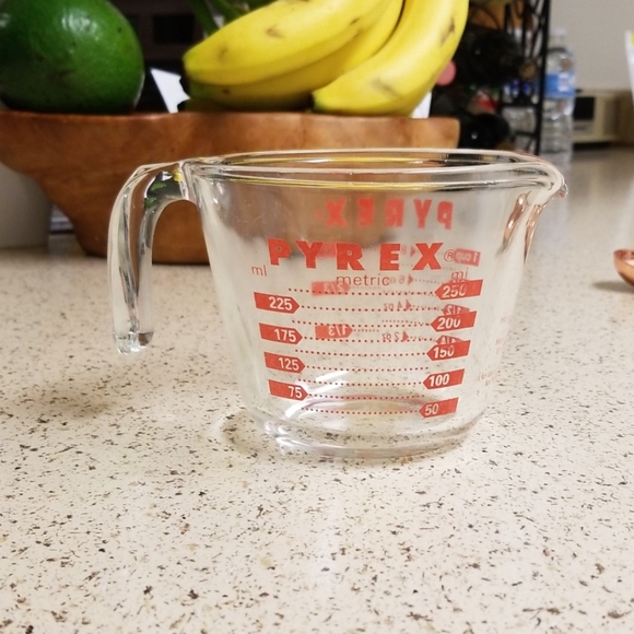 Pyrex | Kitchen | Pyrex Measuring Cup And Gradzy Measuring Spoon | Poshmark